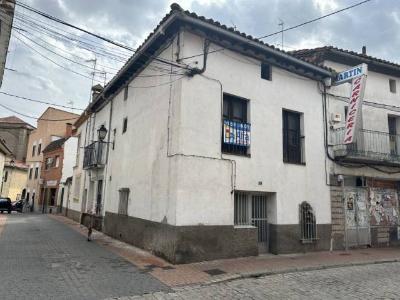 3 casas en Urbanización Calas de Guisando. Chalets en venta en ...
